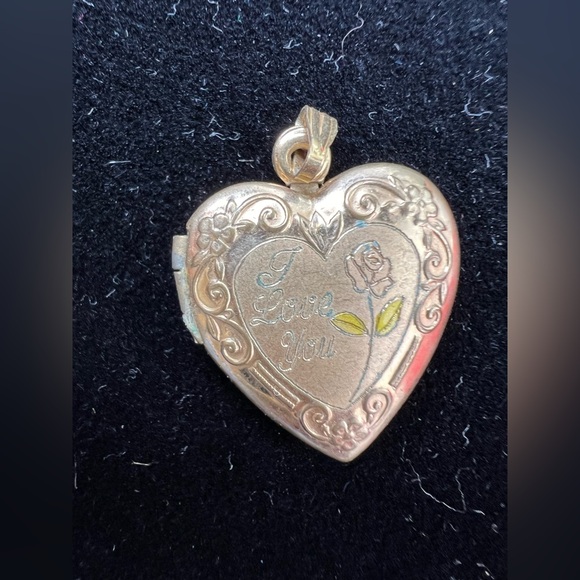 Jewelry | Vintage Flowerheart Gold Filled Locket | Poshmark